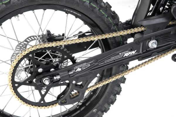 Apollo RFN Ares Rally Pro 2025 / L1e - DMX BIKES